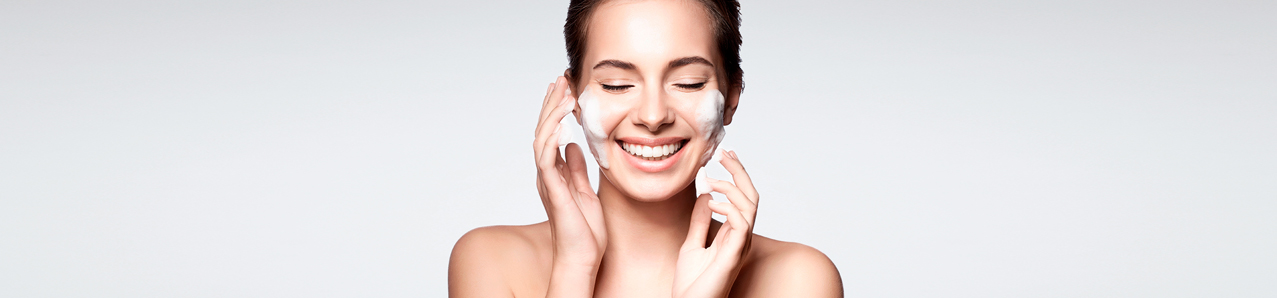 Facial hygiene - Facial care - MartiDerm the brand in cosmetic dermatology.